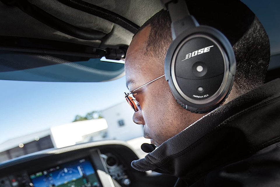 7 Best Aviation Headsets in 2025