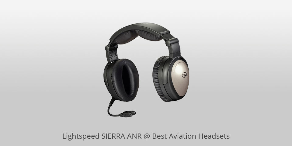 7 Best Aviation Headsets in 2025
