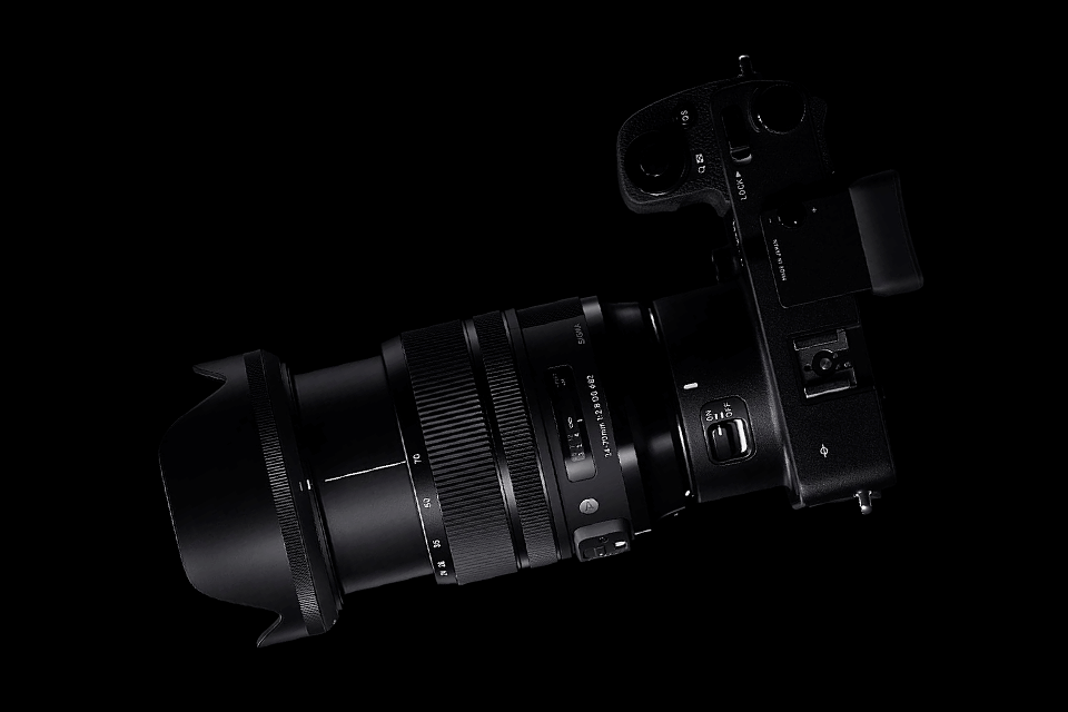 9 Best 24-70mm Lenses in 2024: Recommended by Experts