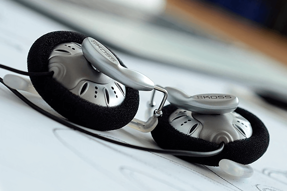 7 Best Headphones For iPod in 2025