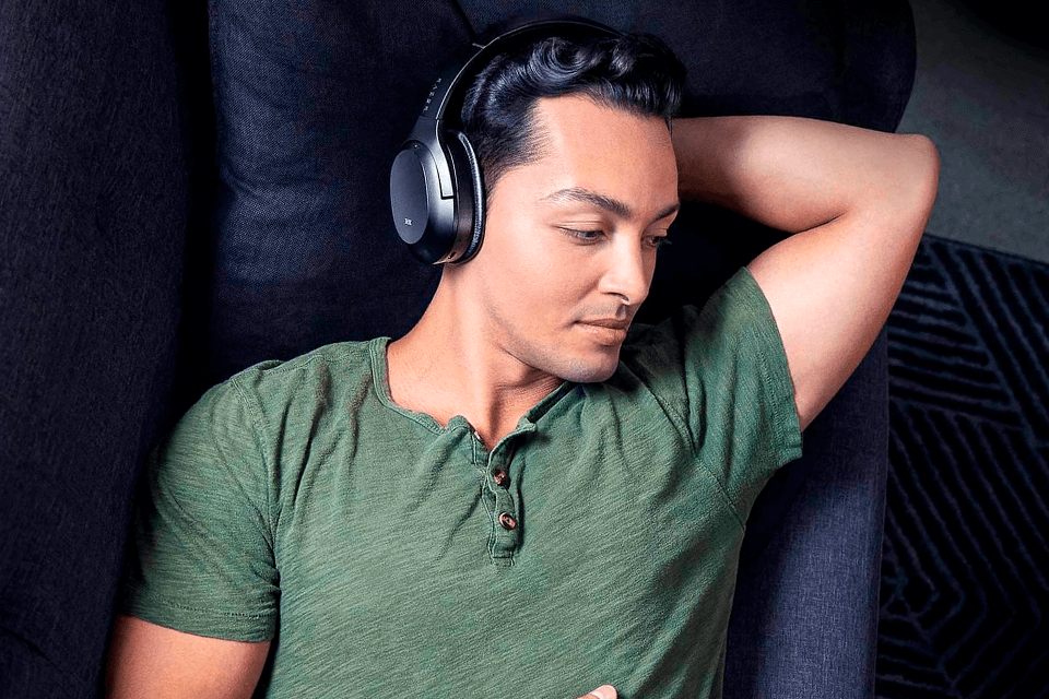 7 Best Lightweight Gaming Headsets in 2025