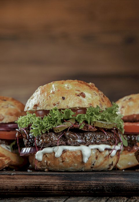 17 Mouthwatering Burger Photo Ideas of 2026