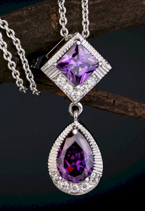 15 Jewelry Advertising Ideas to Try in 2026