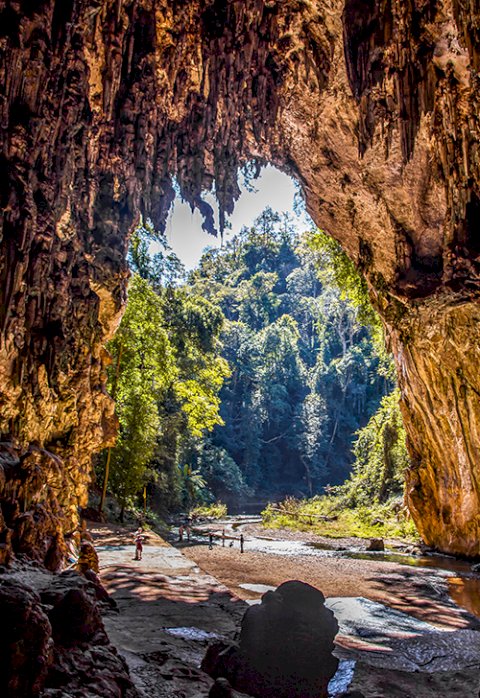 Sub-Framing Photography in Composition: 16 Tips for Beginners