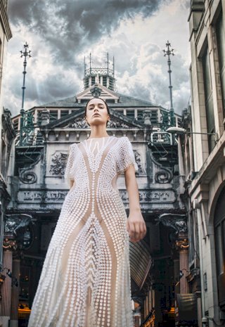 15 Worms Eye View Photography Tips & Ideas for Beginners