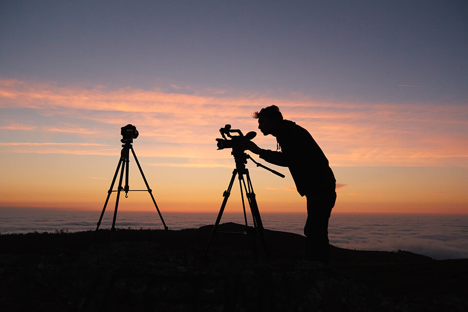 Best Cameras for Night Photography in 2025