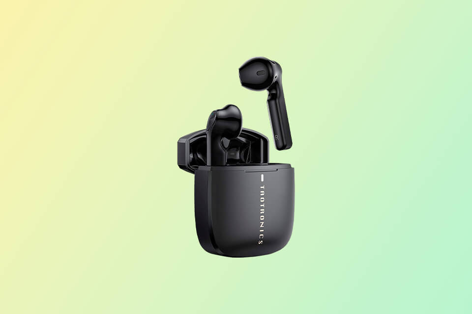 3 Best Wireless Earbuds Under $50 in 2021